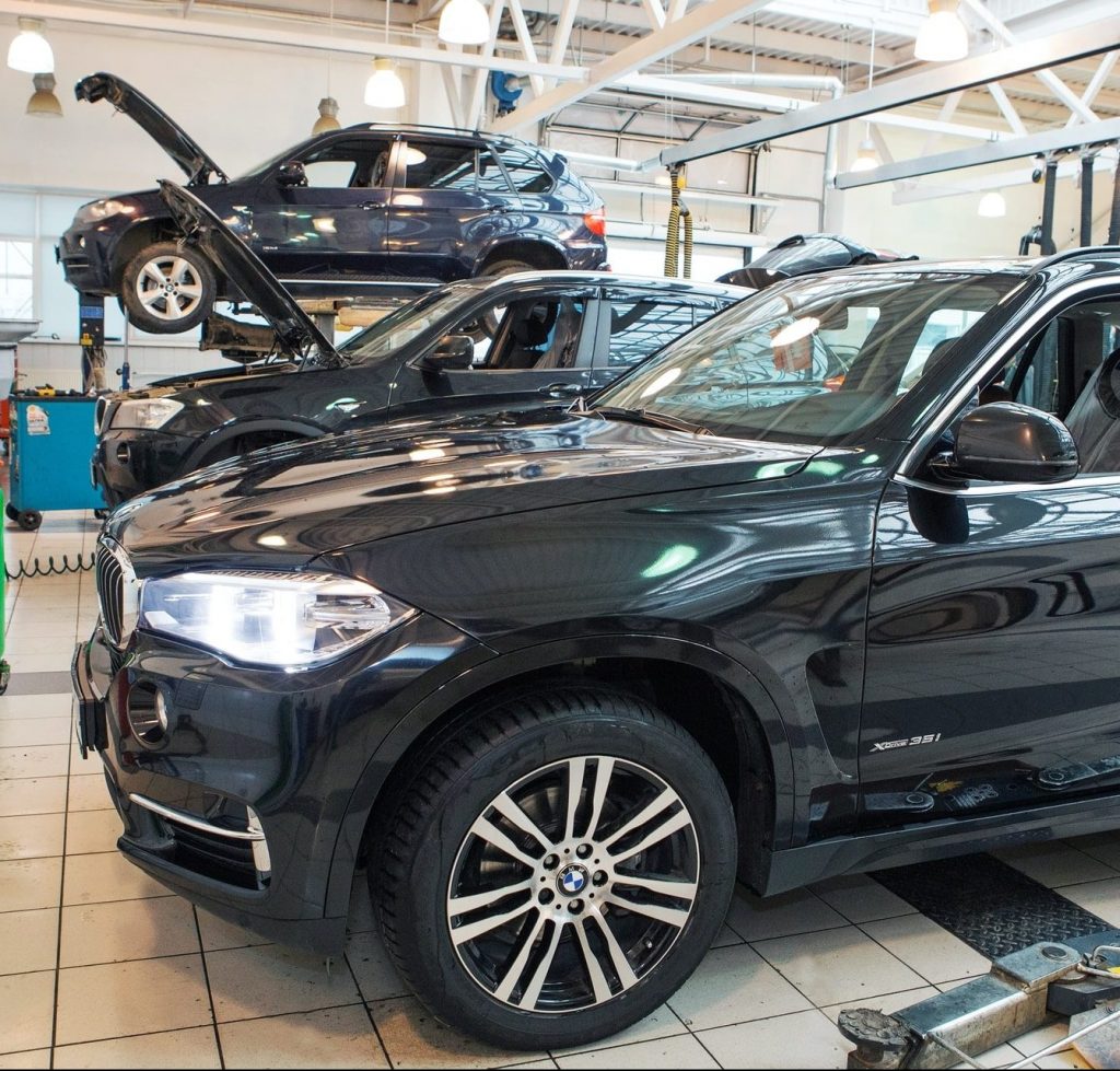 BMW Garage Milton Keynes - Quality Car Service - Book Today